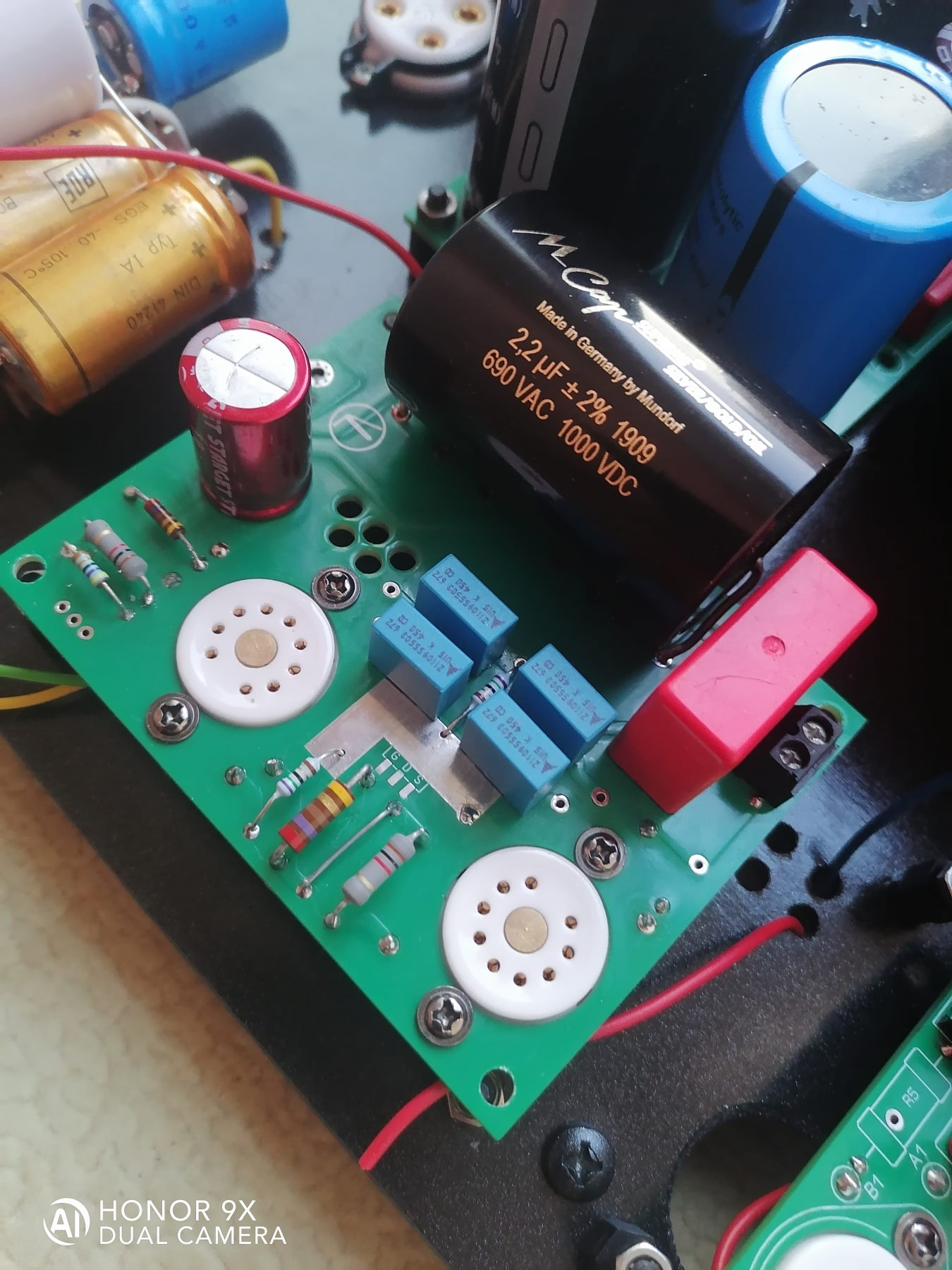 Ламповые панели (tube sockets). Насколько реально влияние на звук? Стоит ли менять на дорогие ...