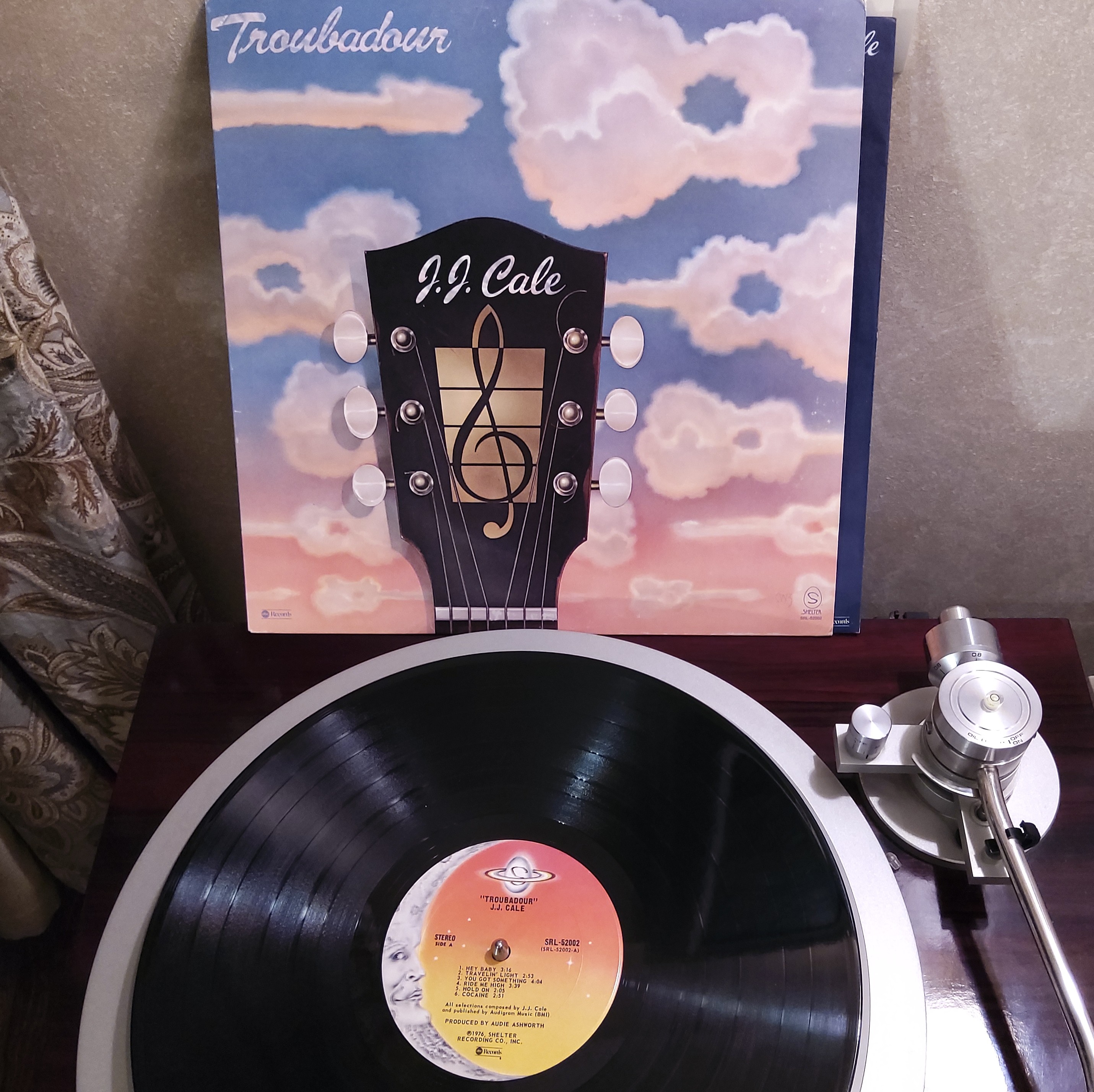 Стал меньше слушать рок-музыку с возрастом, это старость или мудрость? Обсуждаем здесь ...