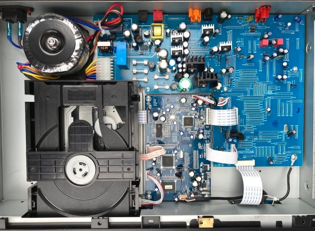 Пара вопросов знатокам Реги - CD/SACD/DVD источники - SoundEX - Клуб любителей хорошего звука